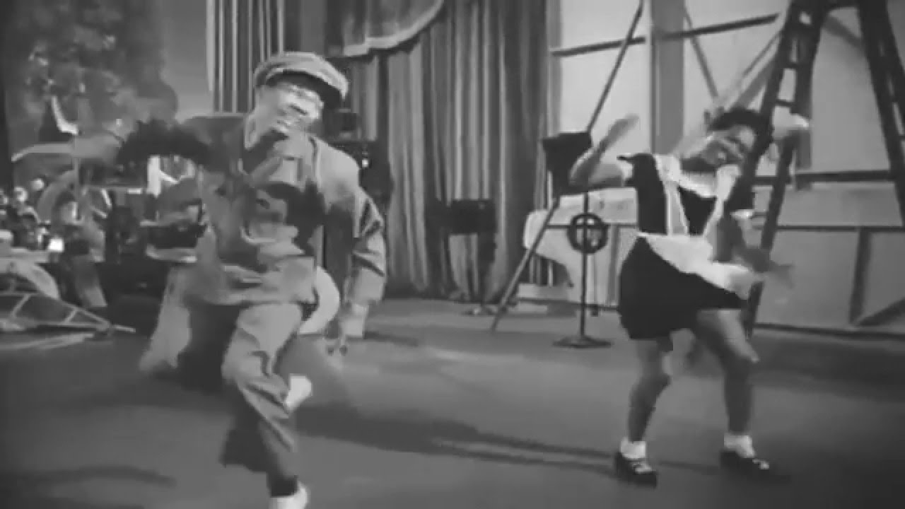 Retro Techno Party - YouTube