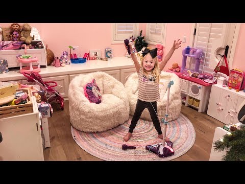 EVERLEIGH'S PLAYROOM TOUR!!! (ALL MY TOYS)