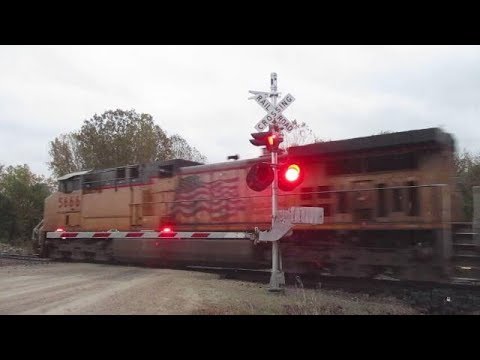 UP 5666 North MKCCN Rare Rear DPU Position 5th In From Rear (10-10-2019) - YouTube
