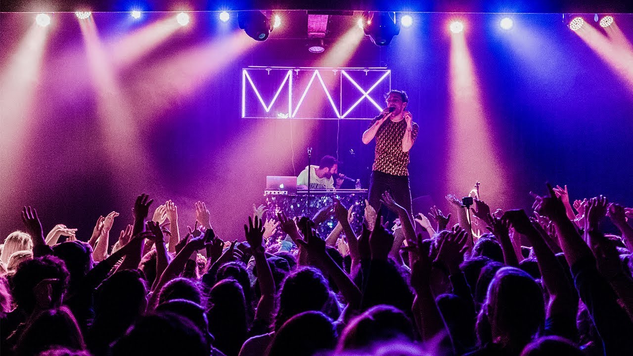 MAX - Meteor Tour (Episode 1) - YouTube