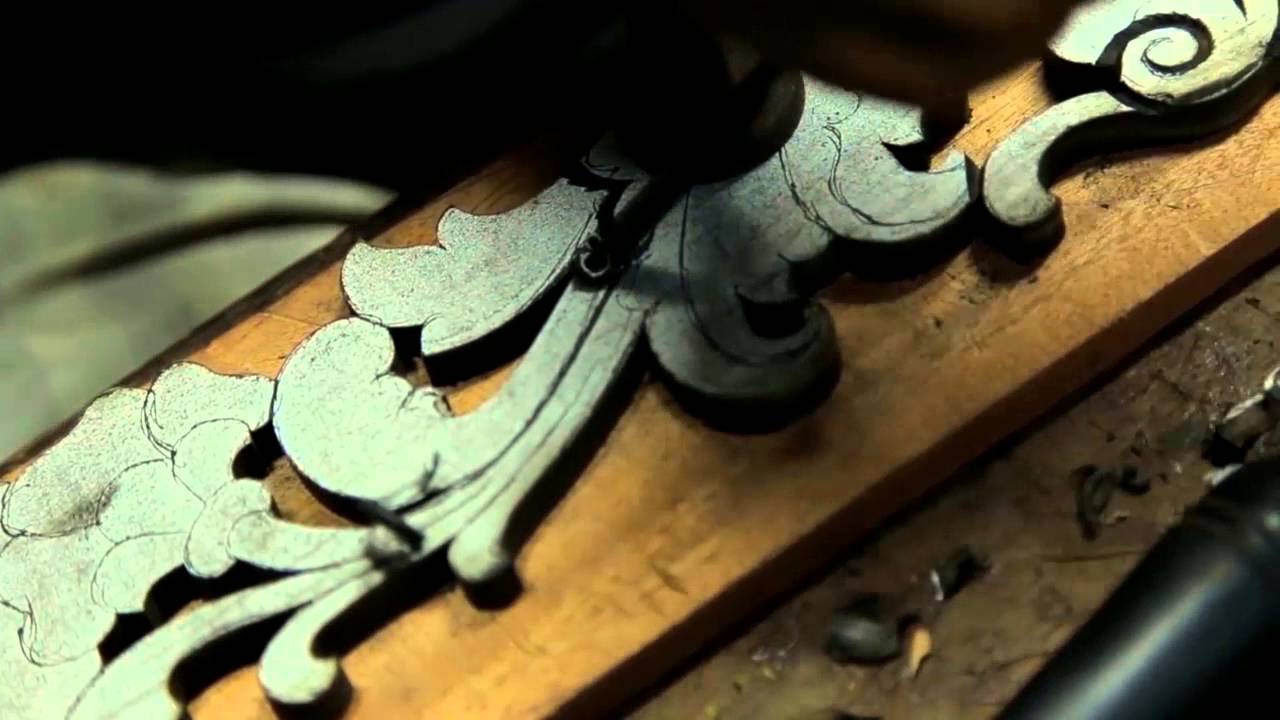 Carving With Ebony (Kaluwara) - YouTube