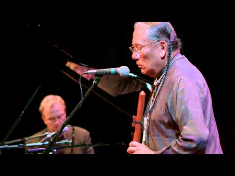 Peter Kater & R. Carlos Nakai - Themes from EARTH & SURRENDER