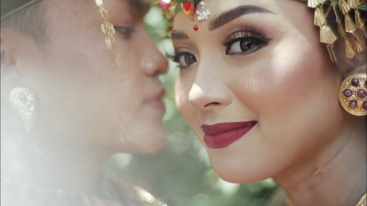 Pawiwahan - Upacara Pernikahan Adat Bali Gus Yogi & Dayu Indah (Dokumentasi Wedding Bali) - YouTube