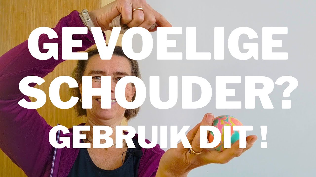 Doe deze eenvoudige staande massage bij jezelf bij pijn aan schouder en ontspan in 5 minuten ...