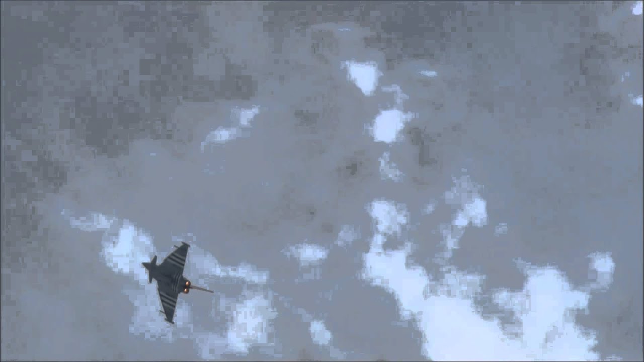 RAF Eurofighter Typhoon "going vertical!" Waddington 2014. - YouTube