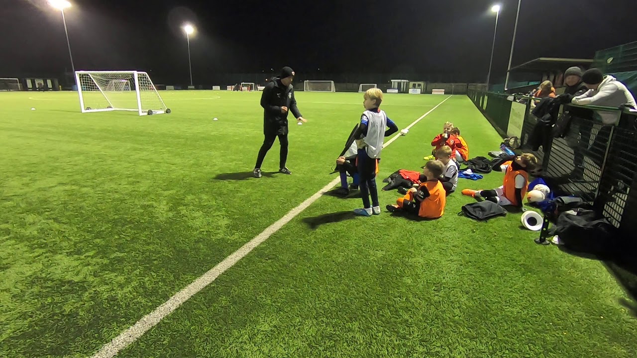 4 goal game - YouTube