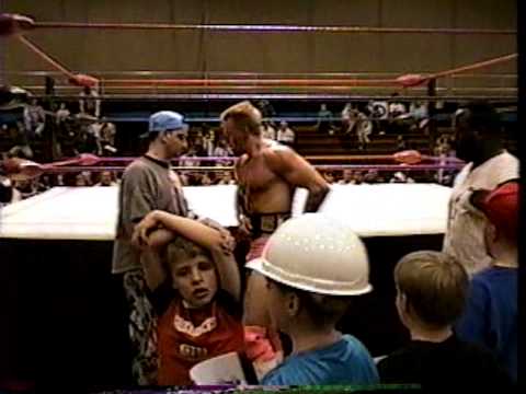 Battle Royal Finish: Ken Ericson Vs. Kevin Quinn - YouTube