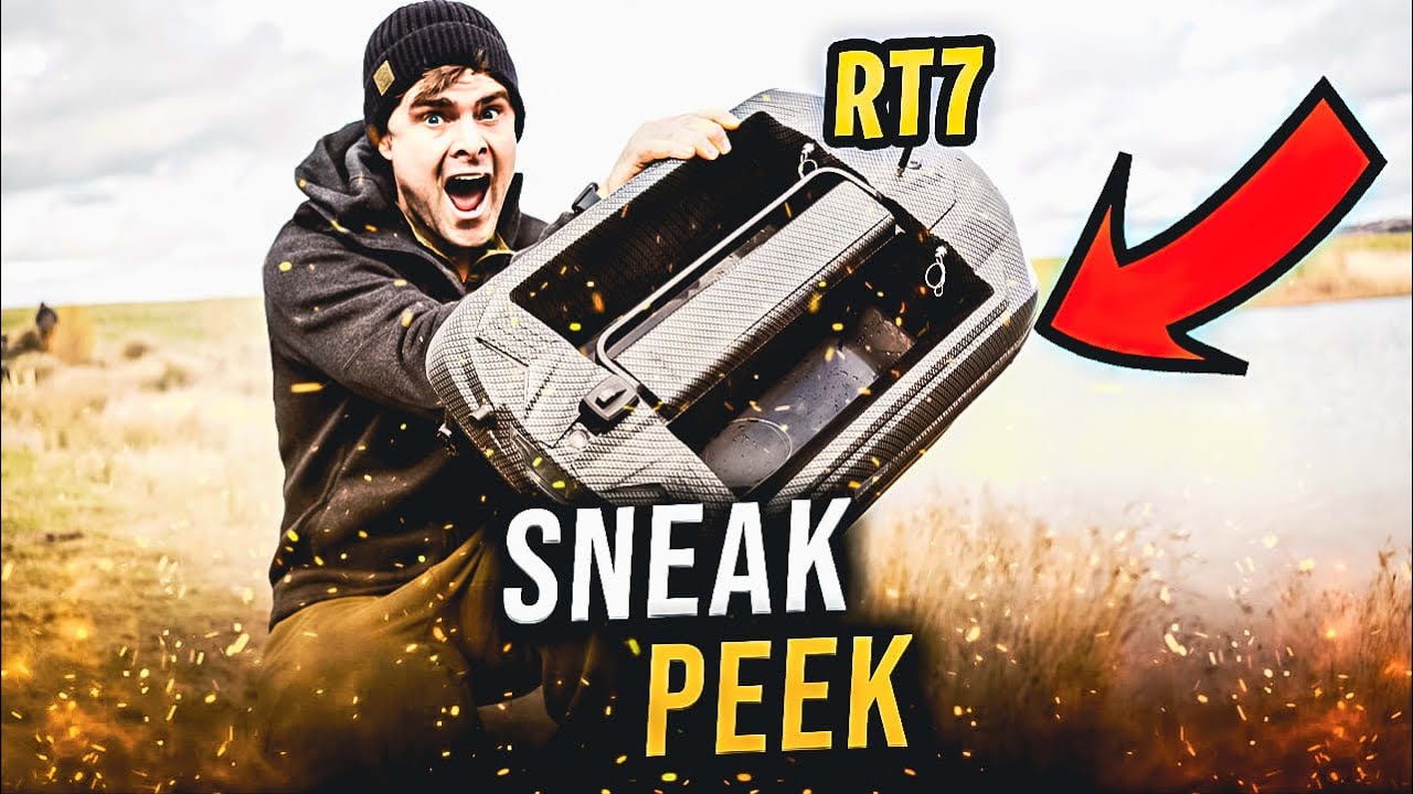 Sneak Peak | RT7 Bait Boat | A Beast! - YouTube