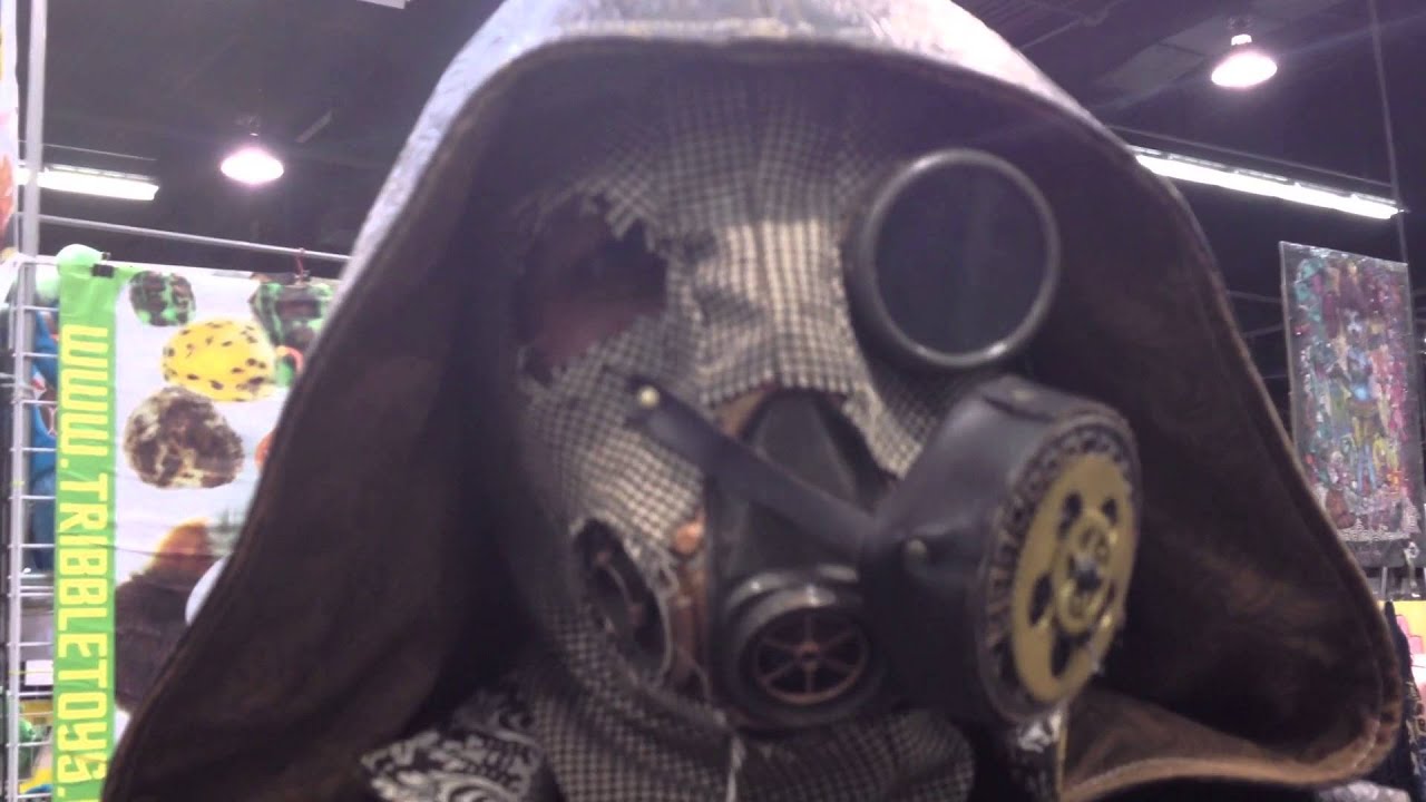 Steampunk Scarecrow Wondercon 2013 - YouTube