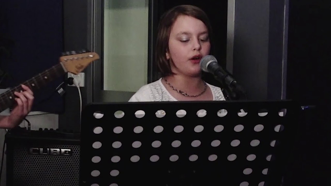 The Studio Sessions 2020: Lilly Mutch-Cantwell - Valerie - YouTube