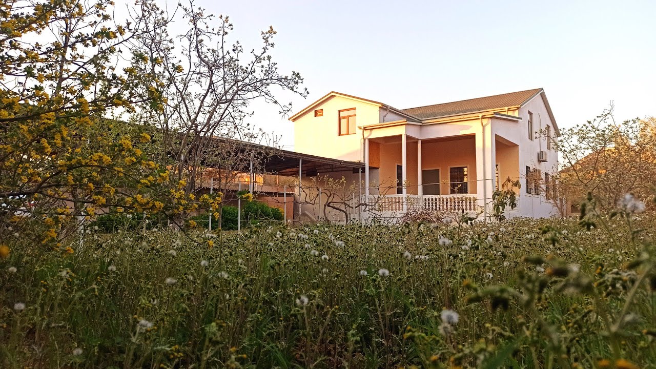 Merkezde 2 Mertebe 226kv.m 10 sot Torpaq Bagli Baxcali Tecili Satilir ...