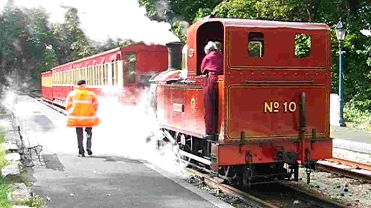 Isle of Man: Steam loco No.10 departs Castletown with a train to ...