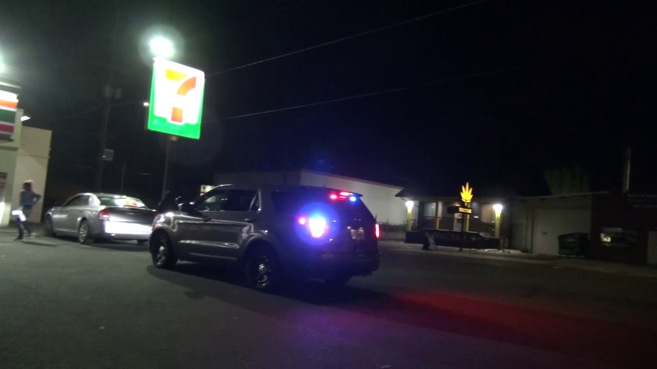gang unit leaves traffic stop when cop watchers show up - YouTube