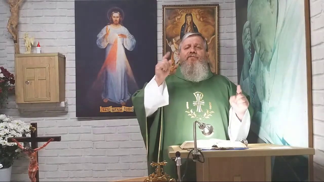 Charbel TV-Omelia di padre Jarek-02.06.2020 - YouTube