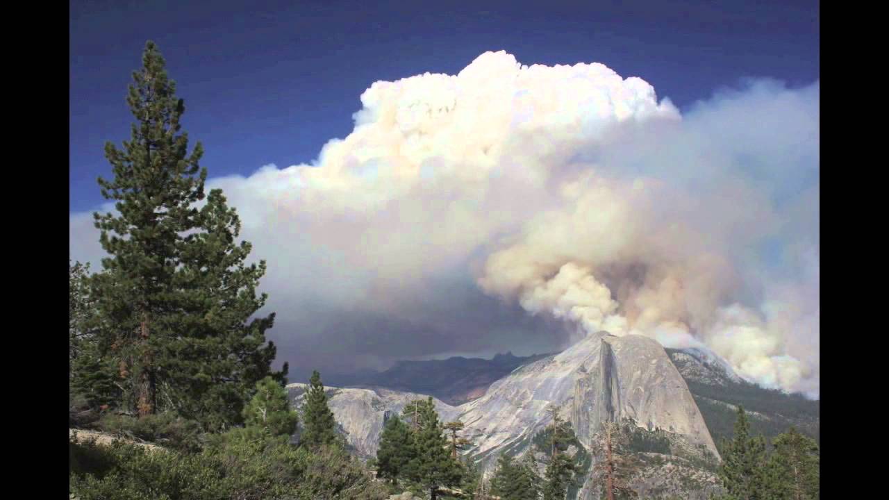 Yosemite Fire Timelapse - YouTube