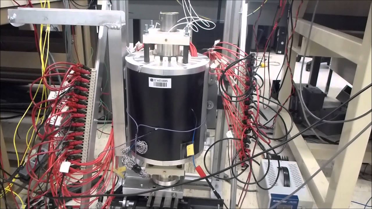 Demonstration of the Bearingless AC Homopolar Motor (HD) - YouTube
