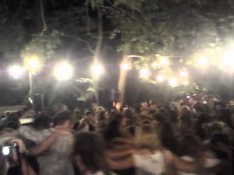 Ικαριωτικο πανηγυρι - YouTube