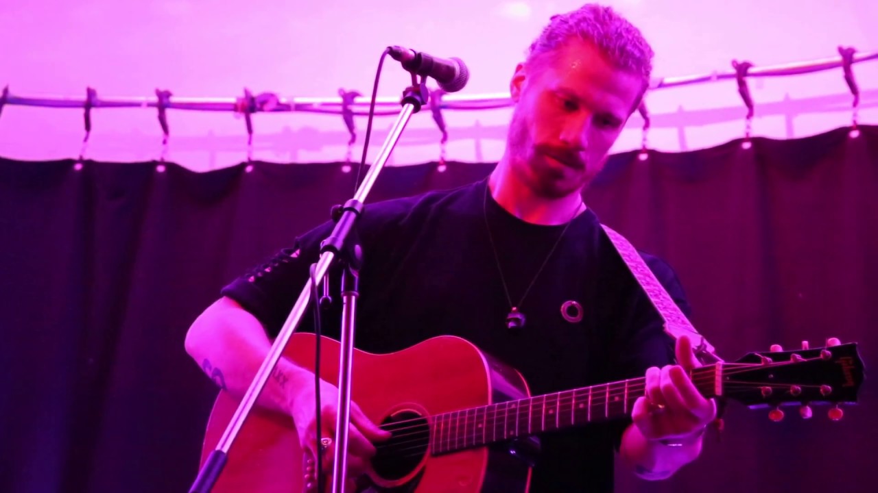 Robin Borneman solo - YouTube