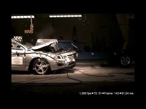 NHTSA - 2012 Volvo S60 / V60 - 7° Angle 20% Narrow Small Overlap Frontal Impact