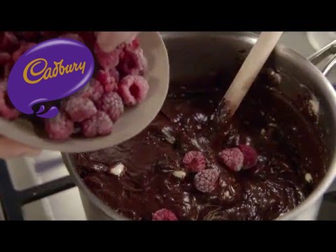 Cadbury – Chocolate Raspberry Brownies - YouTube