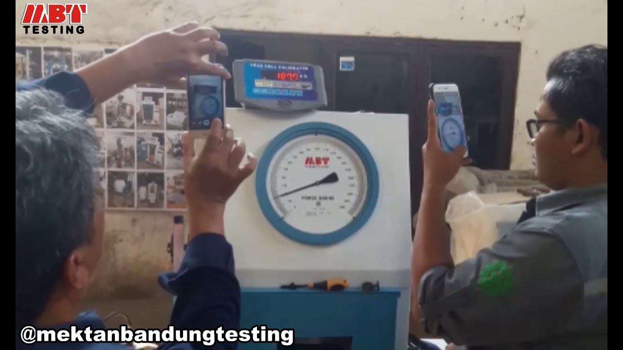 PROSES KALIBRASI ALAT UJI KUAT TEKAN BETON - YouTube