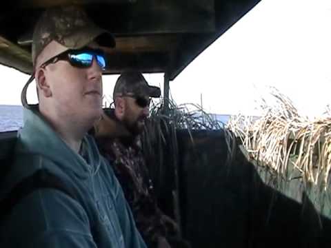 First Currituck Duck Hunt Of The Year - YouTube