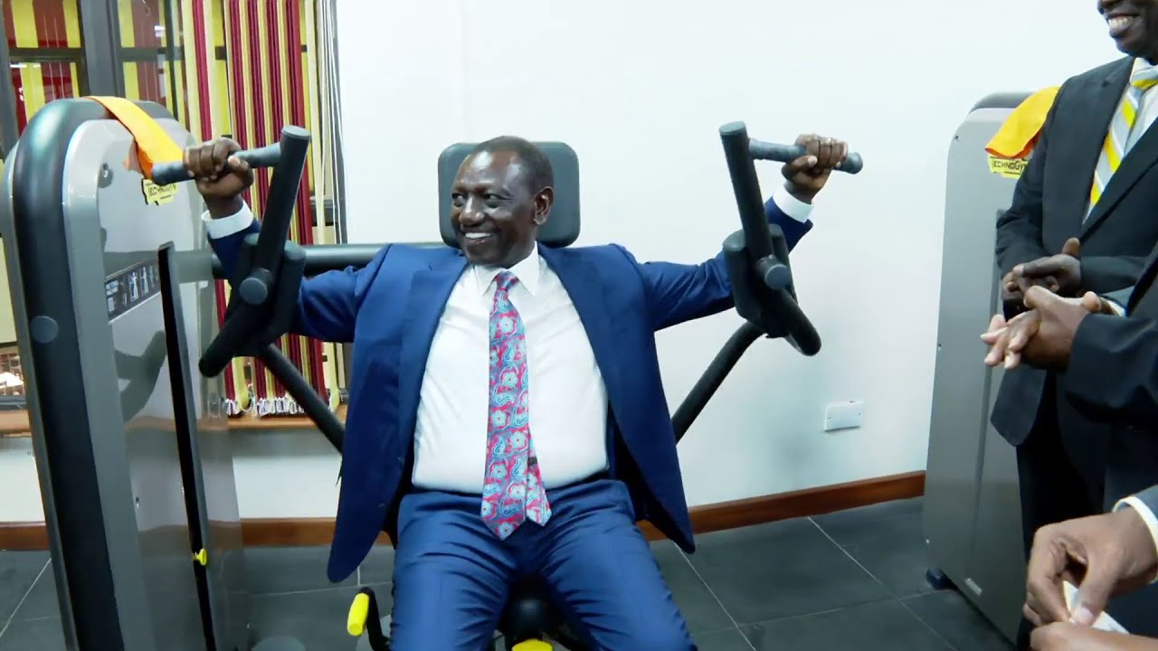 SEE WHAT PRESIDENT RUTO DID AT PARLIAMENT AFTER ARRIVED TO OFFICIAL ...