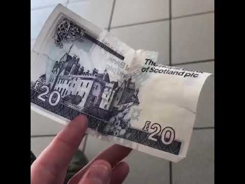 Fake £20 pound note prank - YouTube