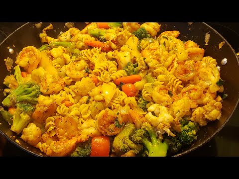 SEAFOOD/VEGETABLE STIR FRY WITH ROTINI PASTA