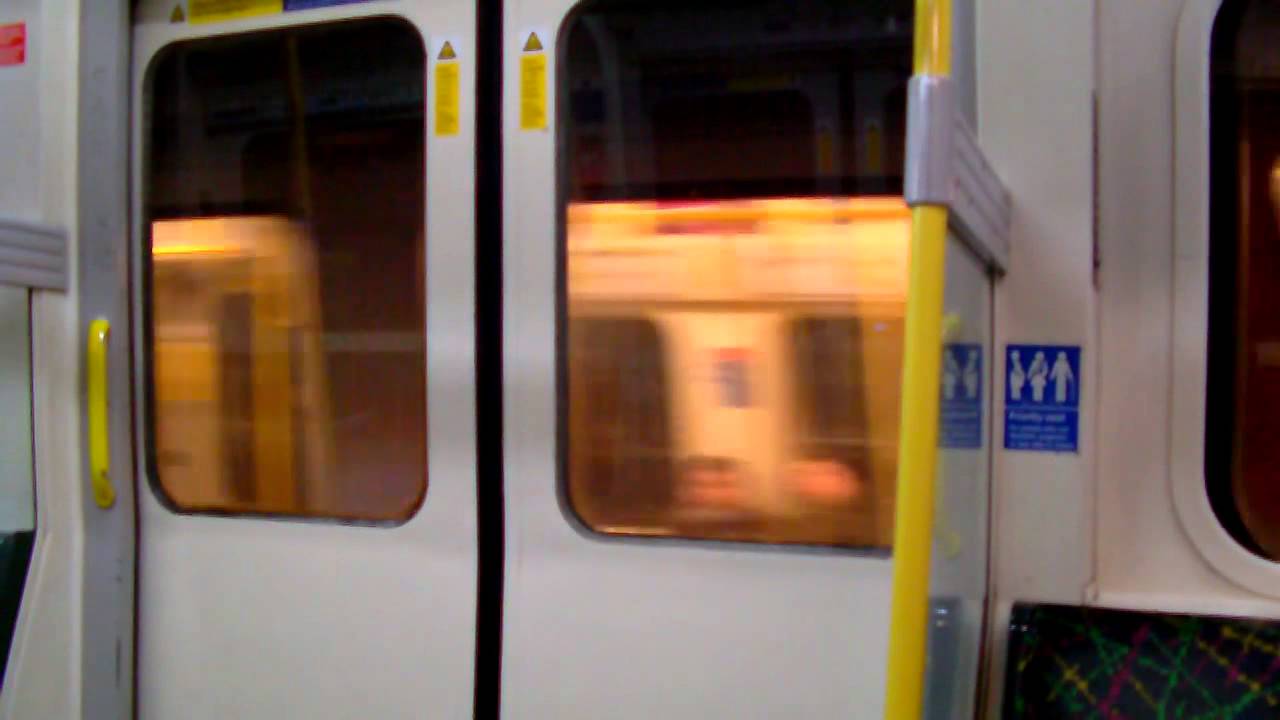 London Underground District Line: C69/C77 Stock journey Edgware Road ...