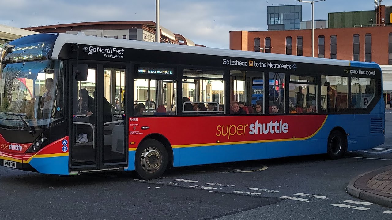 (4K) *NEW LIVERY* Supershuttle X66 to Metrocentre - Go North East 5488 ...