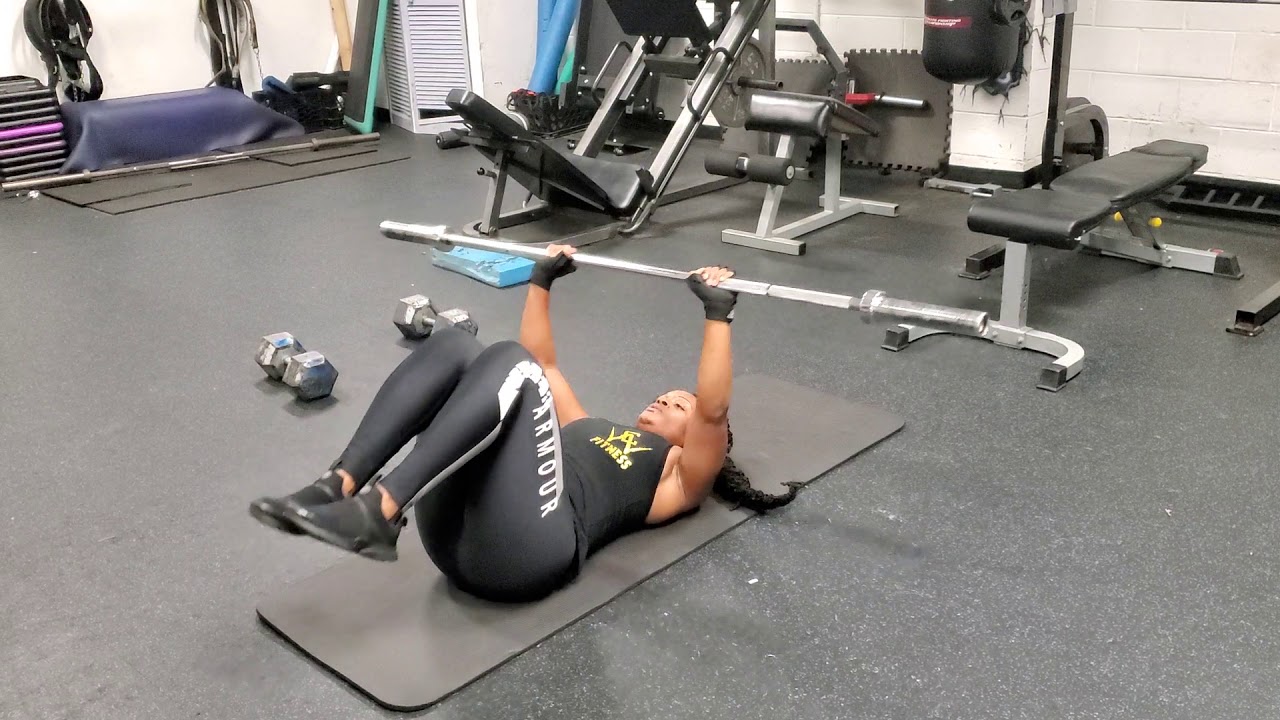 Barbell ab crunch - YouTube