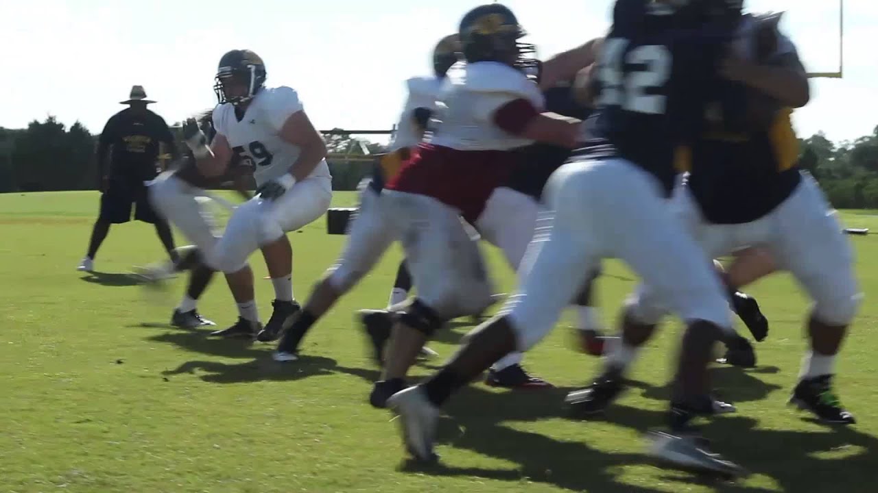 Warner Royals Football Inaugural Season - YouTube