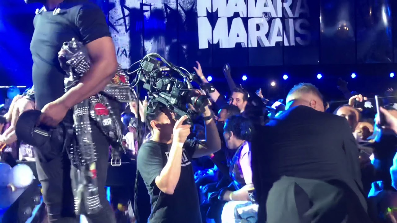 Maiara e Maraisa - 10% ( entrega do boné - Maiara Carla “bora Toma um ...