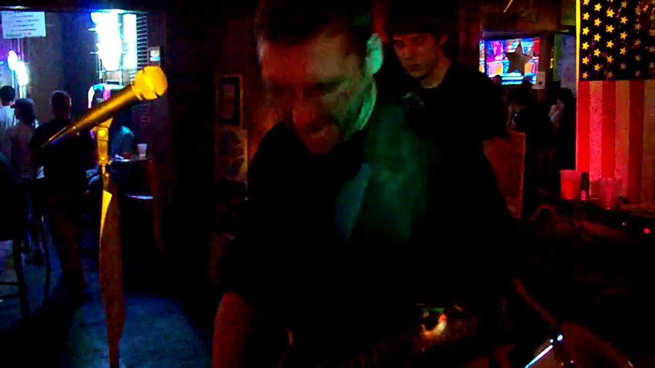 The War Muffins- Wizards of Lightning - YouTube