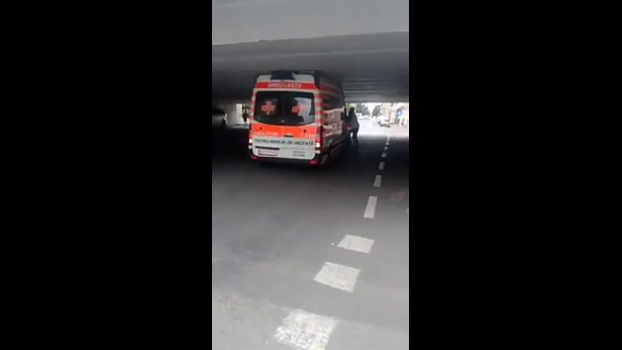 Ambulance Fail - YouTube