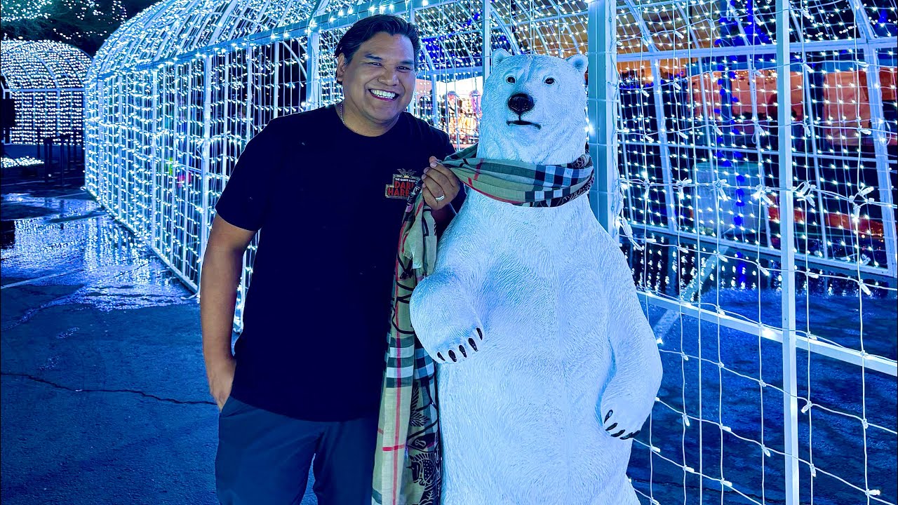 A Night at Holiday SnowFest - Scottsdale Arizona - YouTube