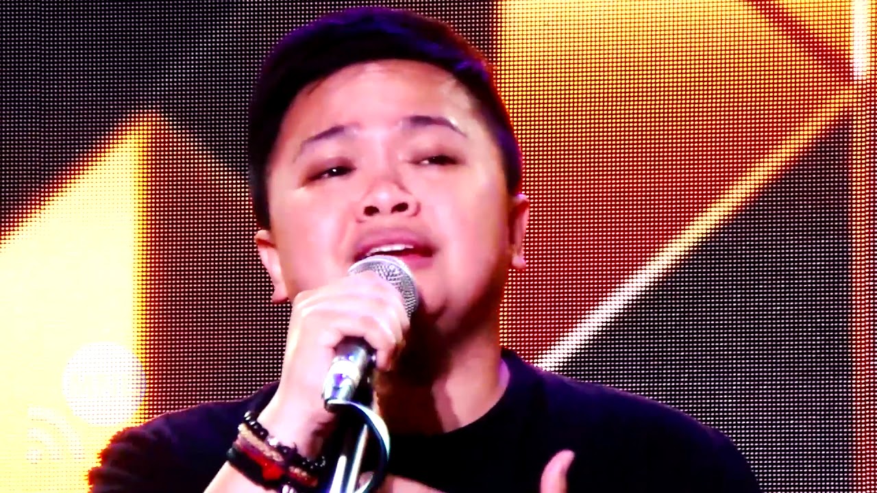 MUNTIK NA KITANG MINAHAL (Ice Seguerra | 2019 Momentum Live MNL) - YouTube