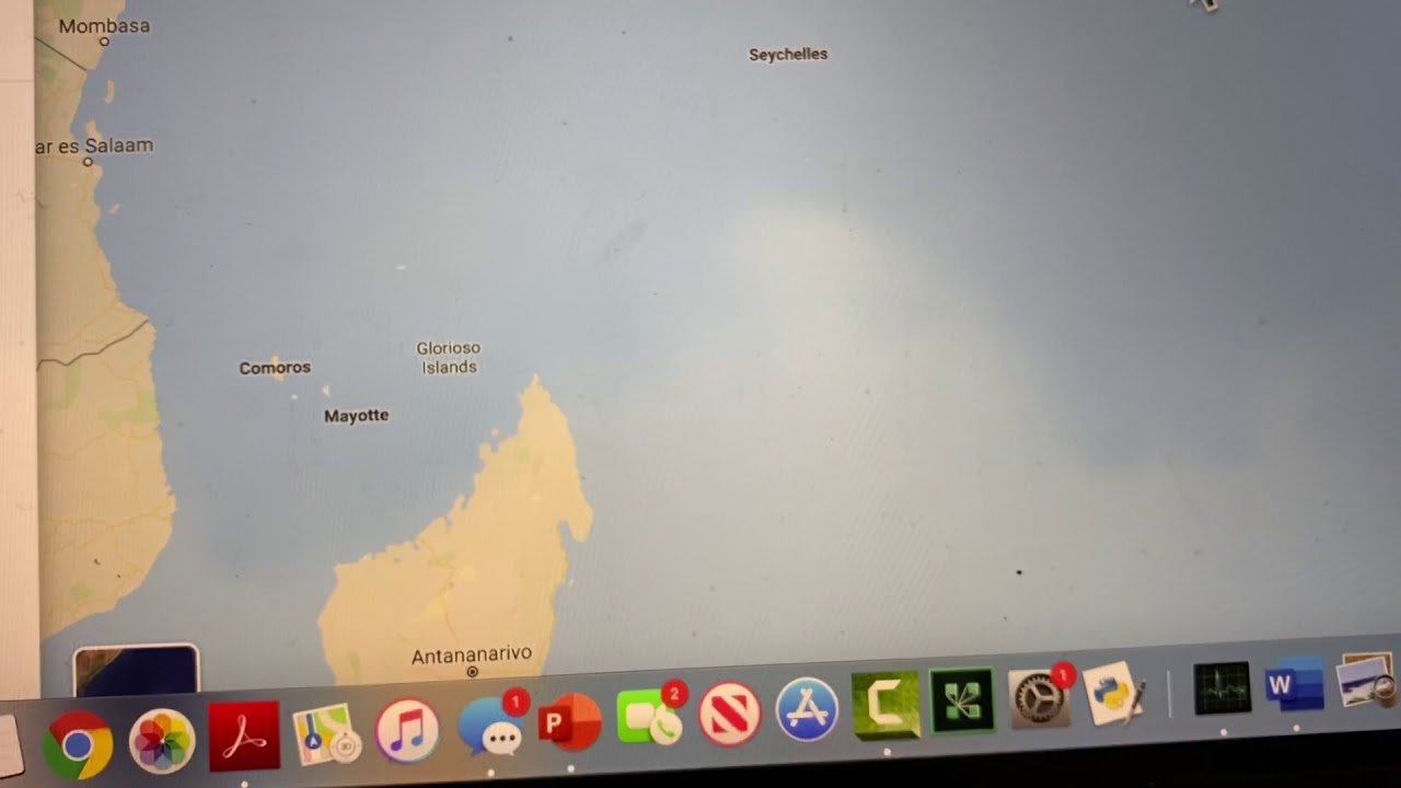 MacBook Pro retina screen discoloration - YouTube