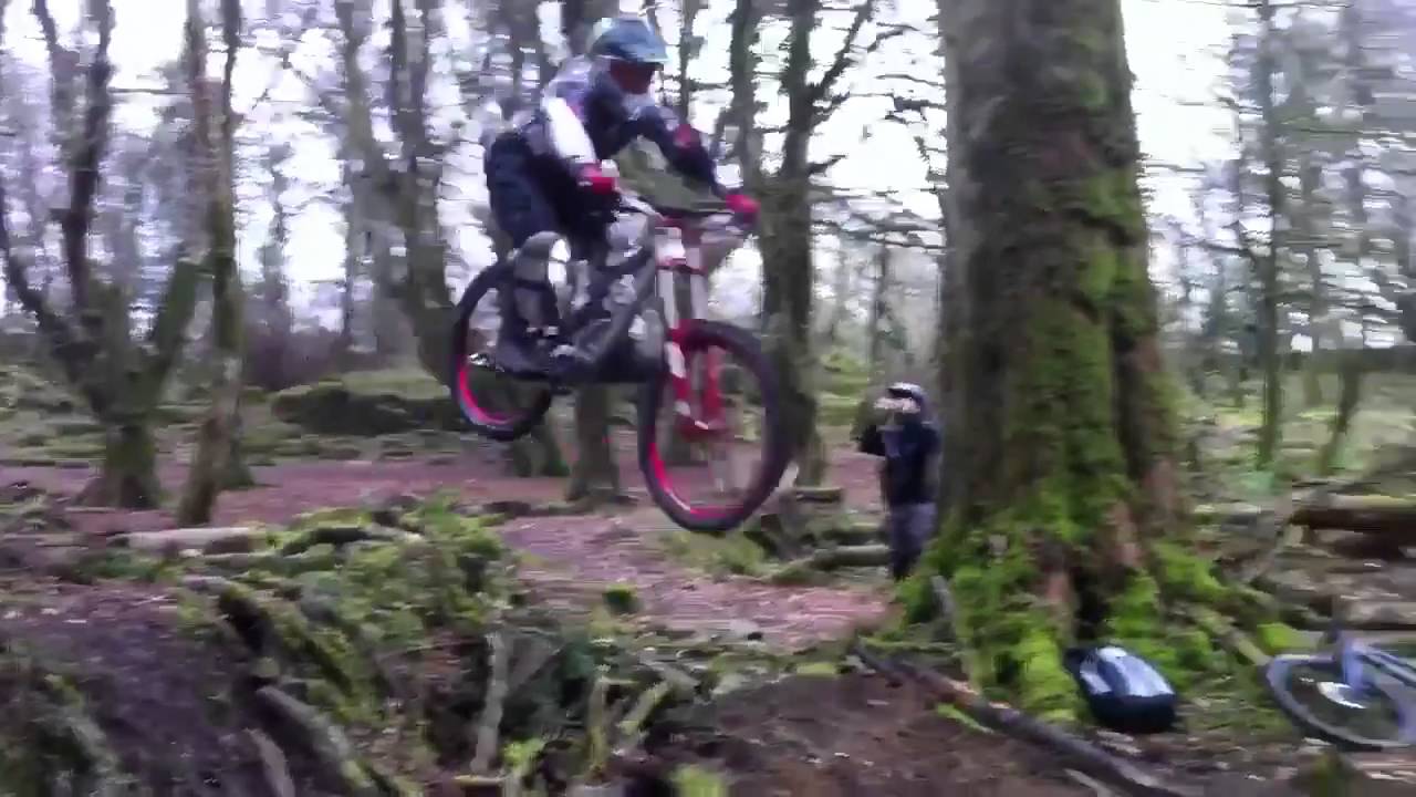 Downhill MTB fall - YouTube