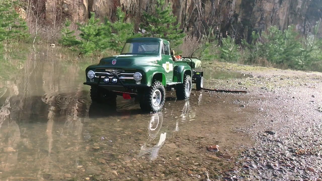 Axial SCX10 II F100 1955 & Camper US Forrest Department - YouTube