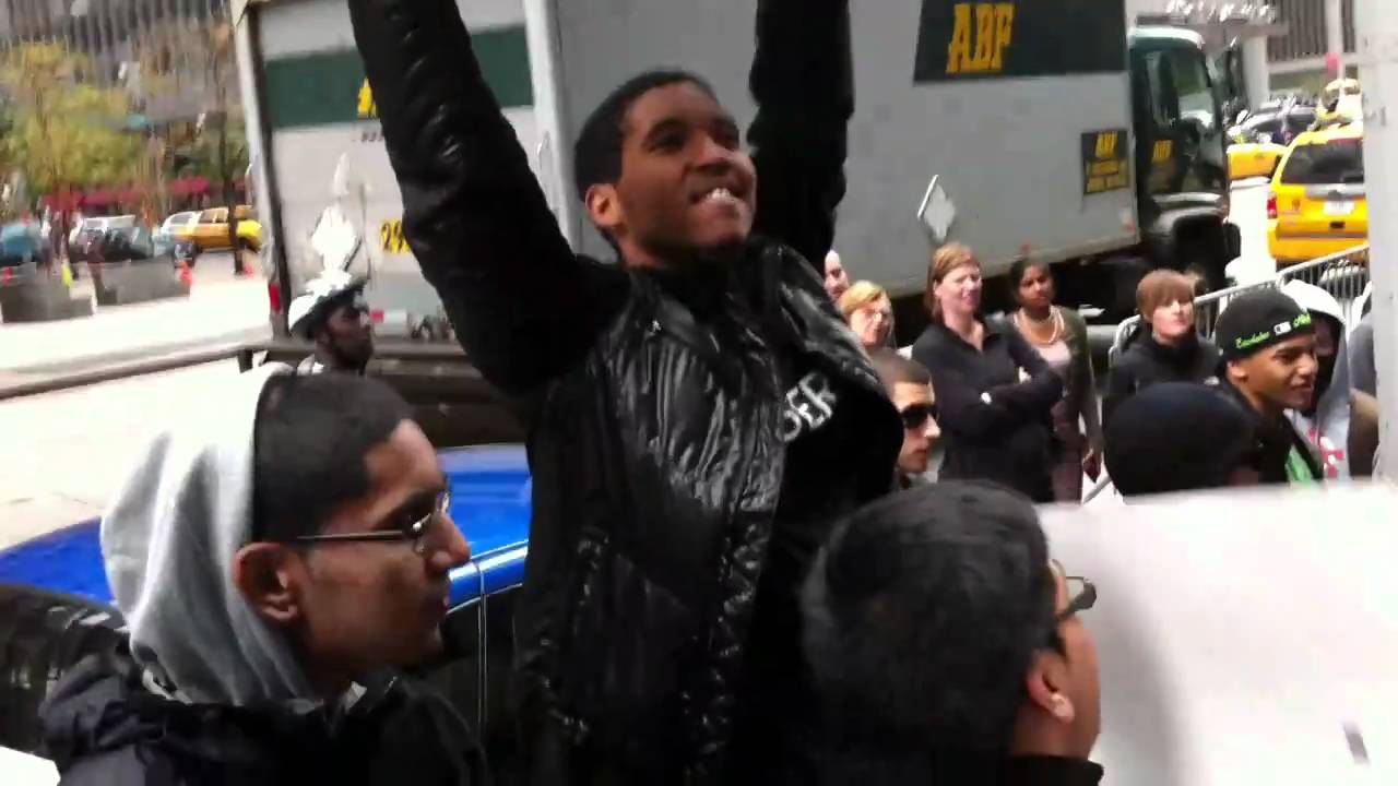 (2) Fiasco Friday: Protest @ Atlantic HQ in NYC October, 15, 2010 - YouTube