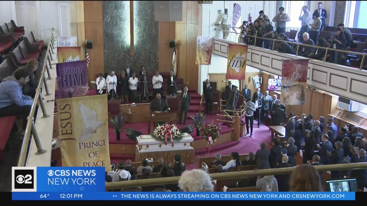 Loved ones and leaders pay final respects at Jordan Neely funeral - YouTube