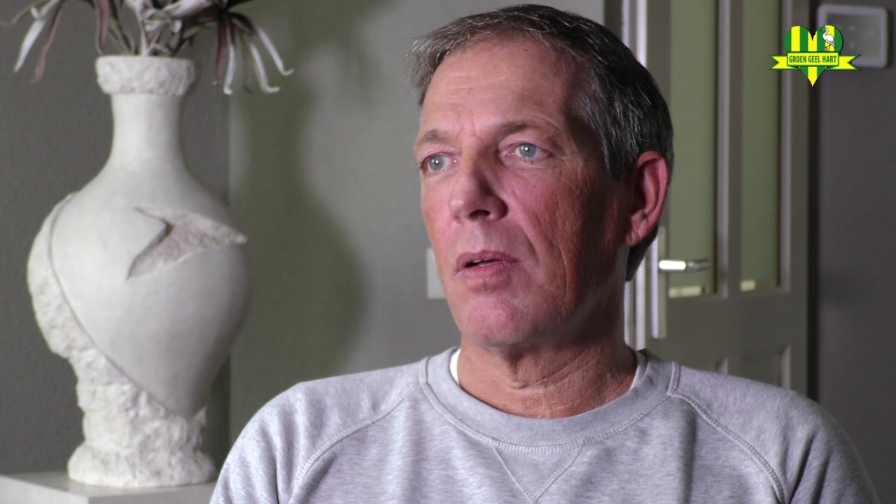 GGHTV: Ben Tichem, van hooligan tot stadionmanager - YouTube