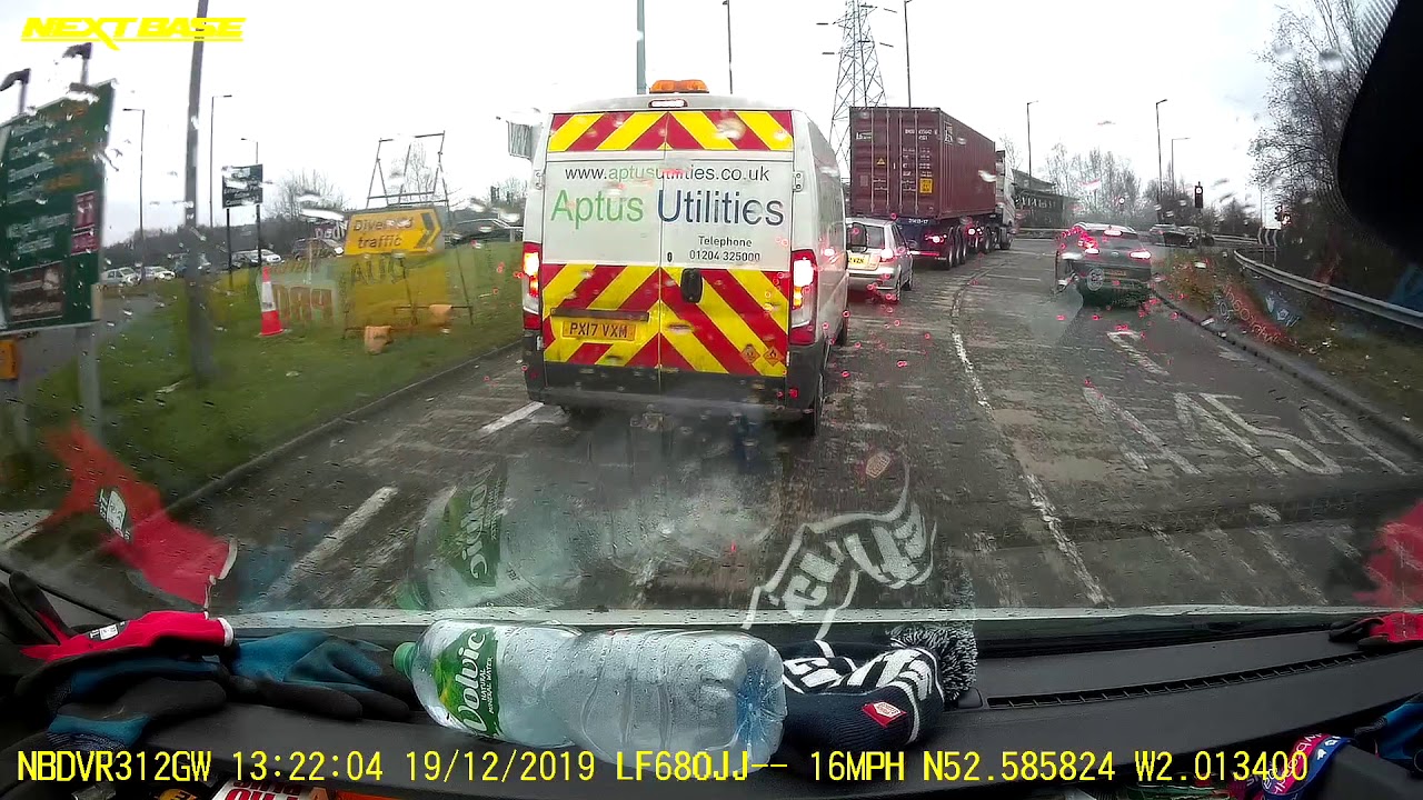 Dashcam 19th Dec Wrong lane M6 J10 - YouTube
