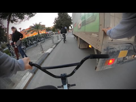 CADDE TRAFİĞİNDE BMX SÜRDÜK / STREET DAY (RİSKLİ GÜN)