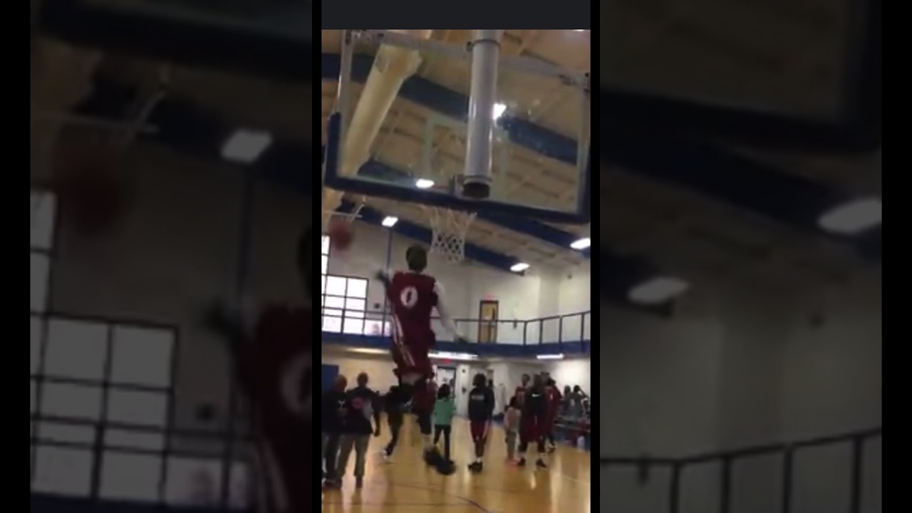 Can u jump higher than me?#basketball comment subscribe #highflyer ...