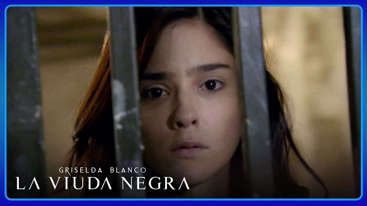 Karla y Silvio son atrapados por la policía | La Viuda Negra - YouTube