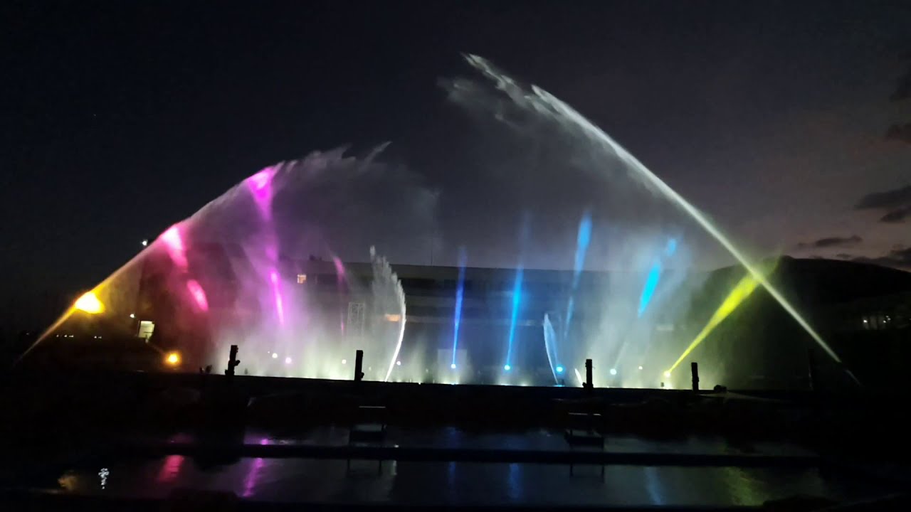 Light and Fountain Show || Manila Ocean Park - YouTube