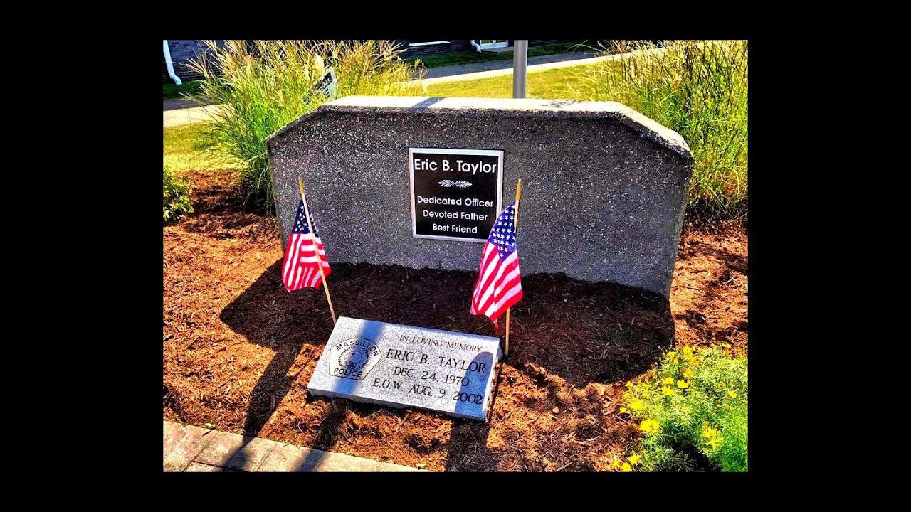 Patrolman Eric Taylor memorial 2002 - YouTube